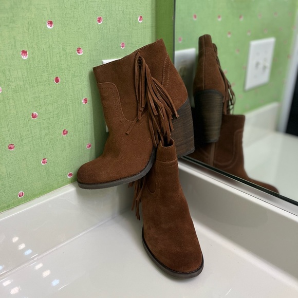 Sbicca | Shoes | Sbicca Genuine Suede Booties Sz 7 | Poshmark